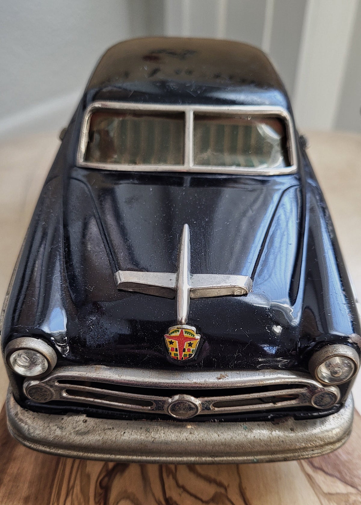 Kosuge Marsuan Tin Ford | Antique Archaeology