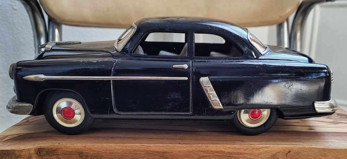 Kosuge Marsuan Tin Ford | Antique Archaeology